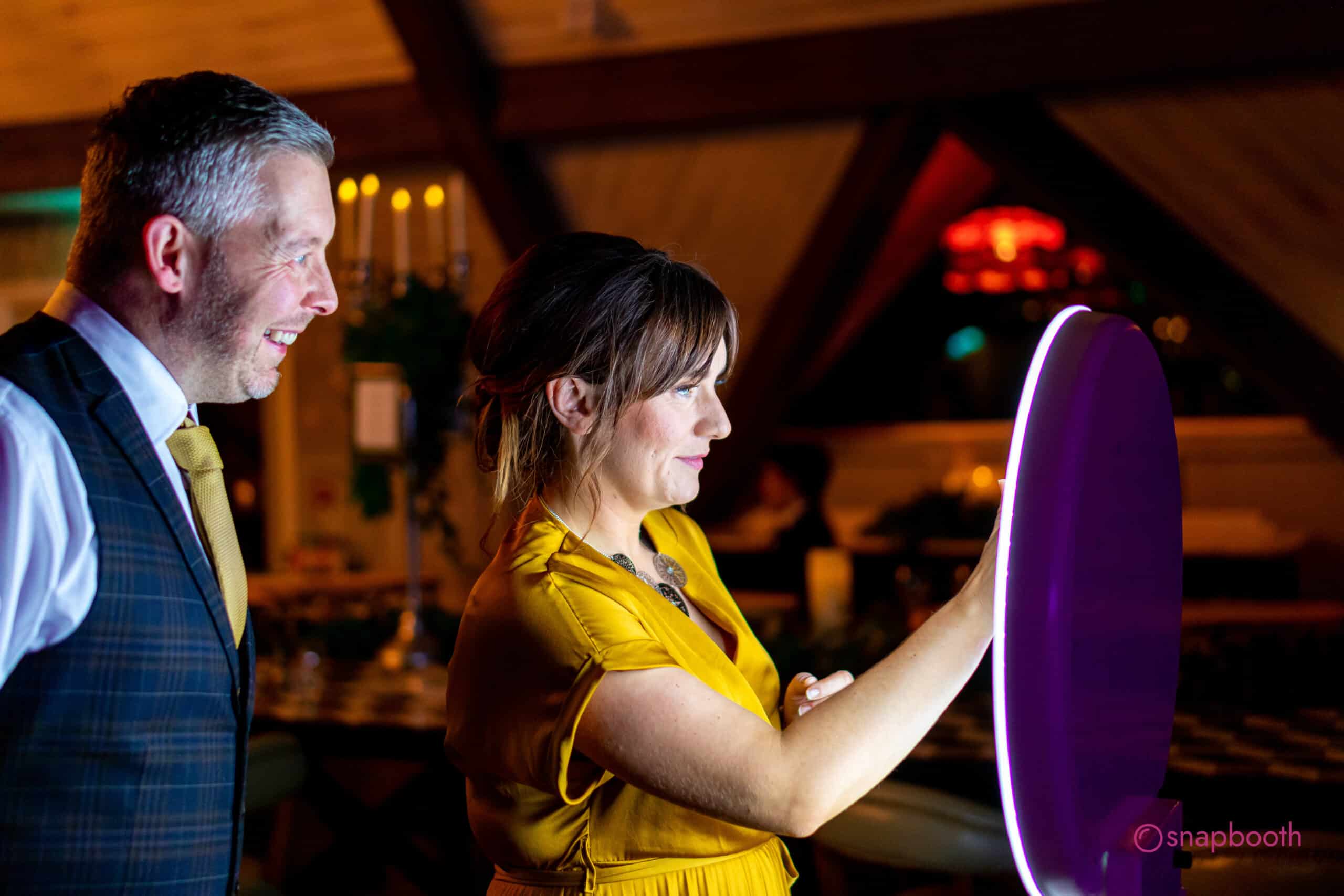 Why The Selfie Pod Is Perfect For Any Event - Snap Booth